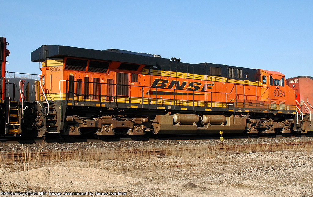 BNSF 6064